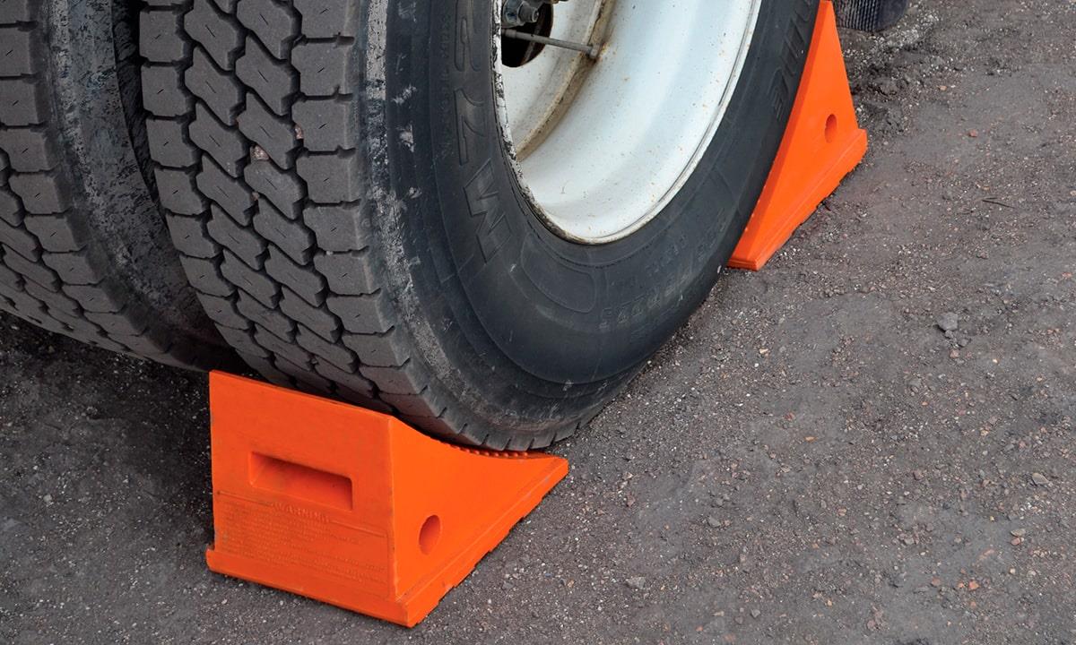 AAG PUR Stop Block - For trucks, trailers and wagons